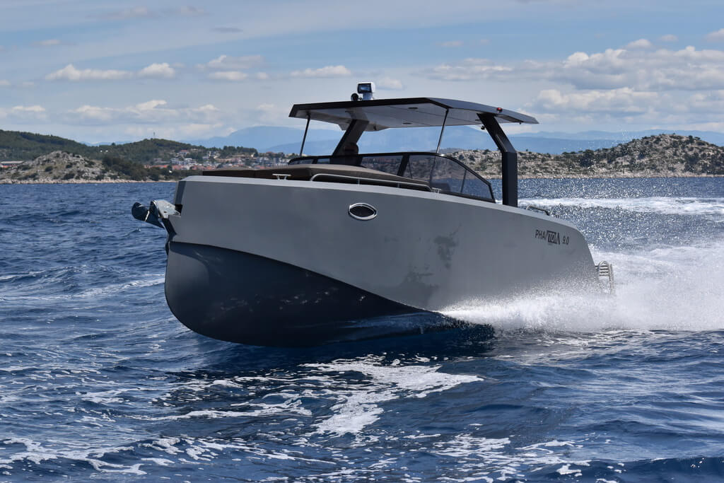 Home - Phantom Yachts